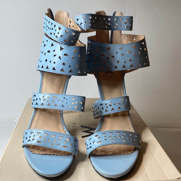 moon & madison | Shoes | New Madison By Shoe Dazzle Loyita Baby Blue ...